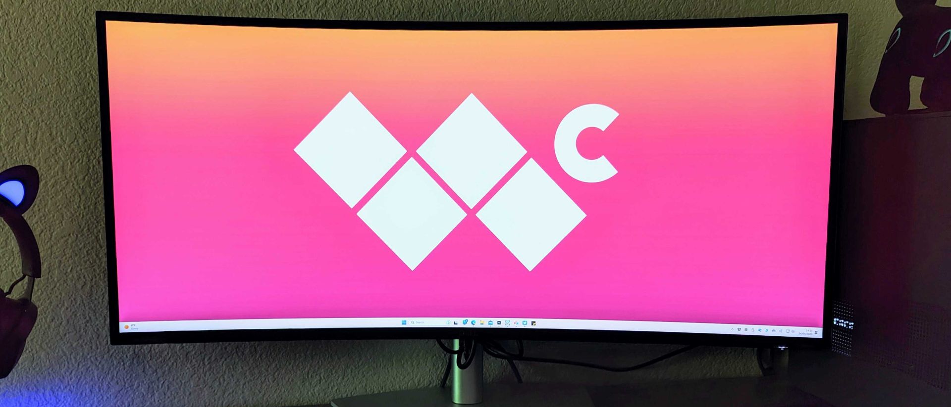 Dell UltraSharp 34" Curved Monitor (U3423WE) review: Less screen, more ...