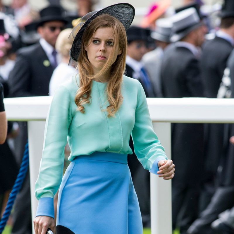 Princess Beatrice Dressed Like a Disney Princess at the Coronation ...
