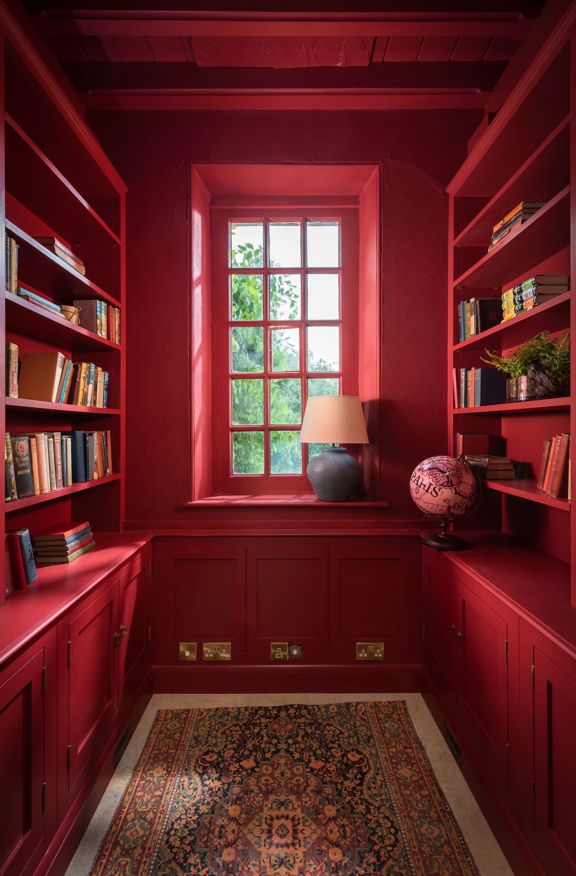 5 design tips to steal from this colorful 18th Century English folly | Homes and Gardens