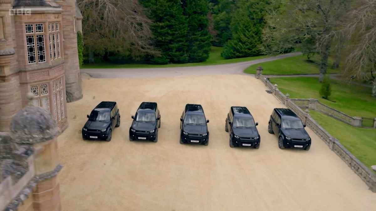 The real winner of the Celebrity Traitors was the Land Rover Defender | T3