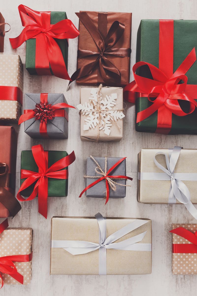 42 Best Christmas Party Theme Ideas 2020 | Holiday Party Ideas | Marie ...