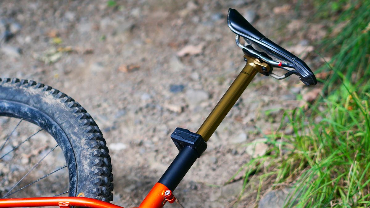 Fox Transfer Neo dropper post review | Bike Perfect