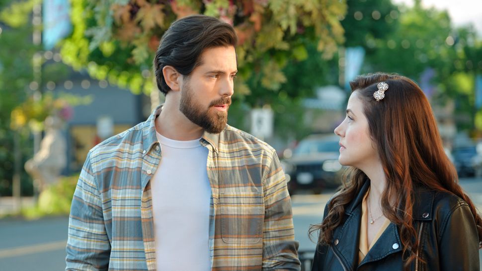 Hallmark Channel Fall Into Love 2023: everything we know | What to Watch