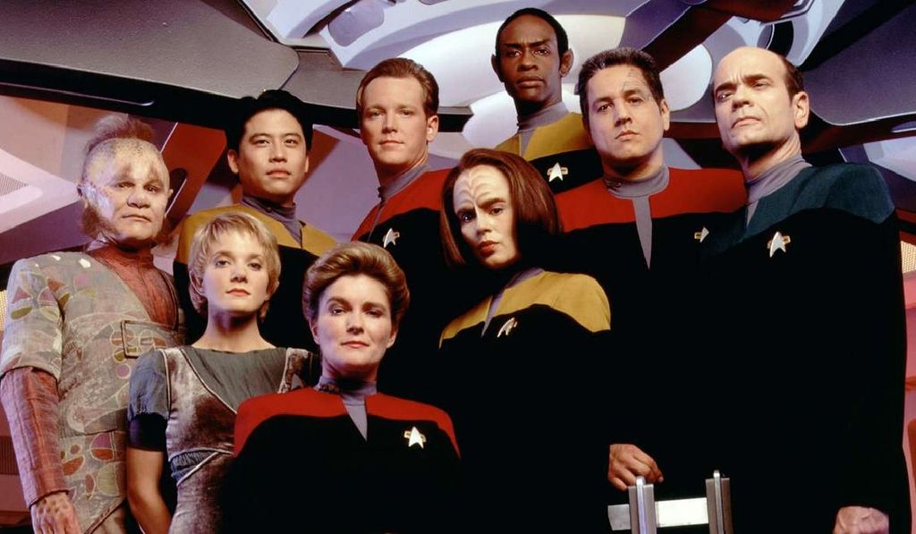 Battlestar Galactica: 10 Frakking Cool Behind The Scenes Facts About ...