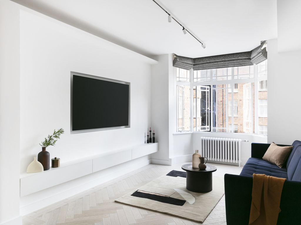 How do you decorate as a minimalist? Pared-back ideas to try | Livingetc