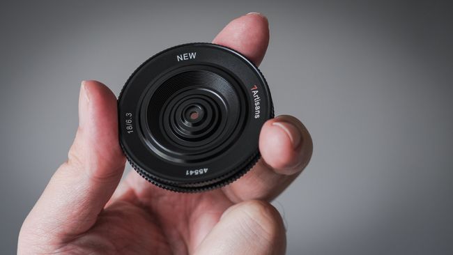This insanely cheap 25mm f/1.8 camera lens costs just US$69! | Digital ...