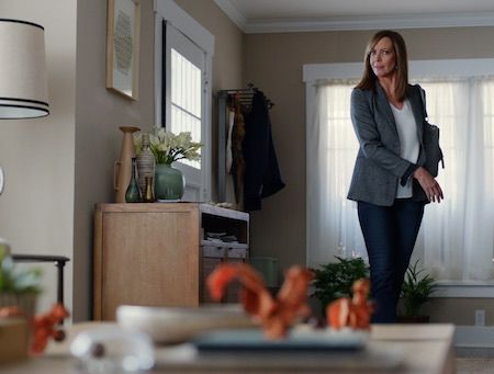 'Modern Family,' 'Mom' Actors in Voya Campaign | Next TV