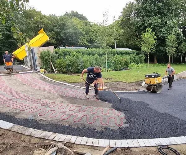 Heated driveways: Pros, cons costs and types | Homebuilding