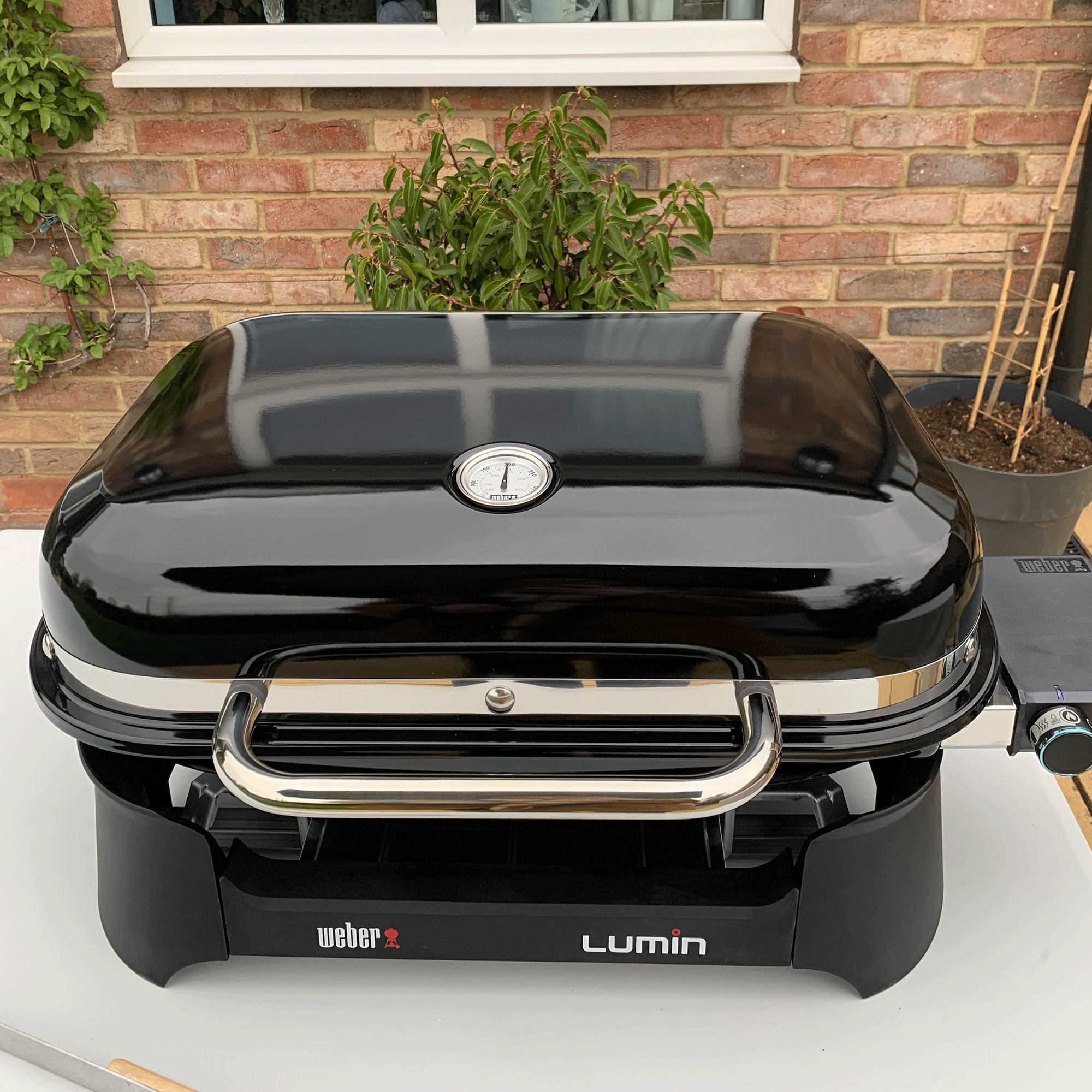 The Weber Lumin Electric Barbecue is a game-changer for renters | Ideal ...