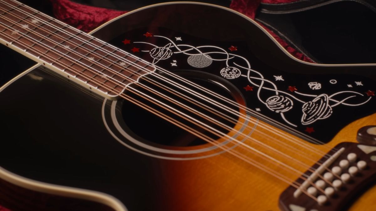 Brian May honors Freddie Mercury on his new Gibson acoustic | GuitarPlayer