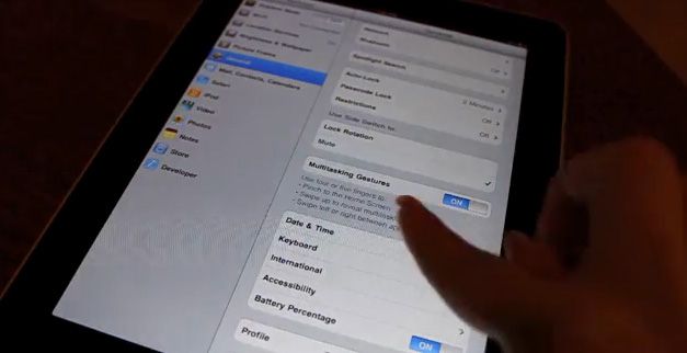 Activate 4 New Four-Finger Gestures on Your iPad | Laptop Mag
