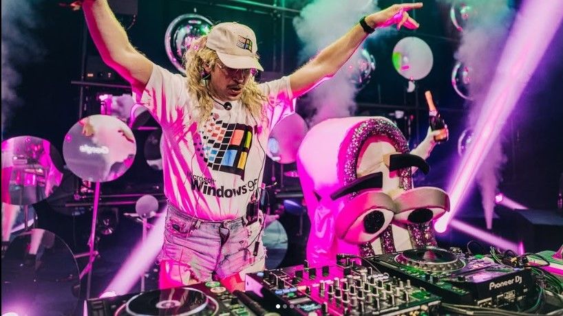 Windows95man drops new track 'Paperclip,' a love letter to Clippy ...