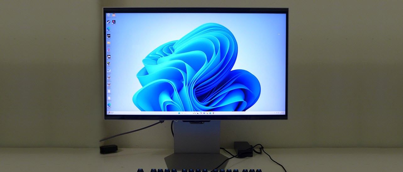 Samsung Odyssey 3D G9 gaming monitor review: Premium 4K gaming in 2D ...
