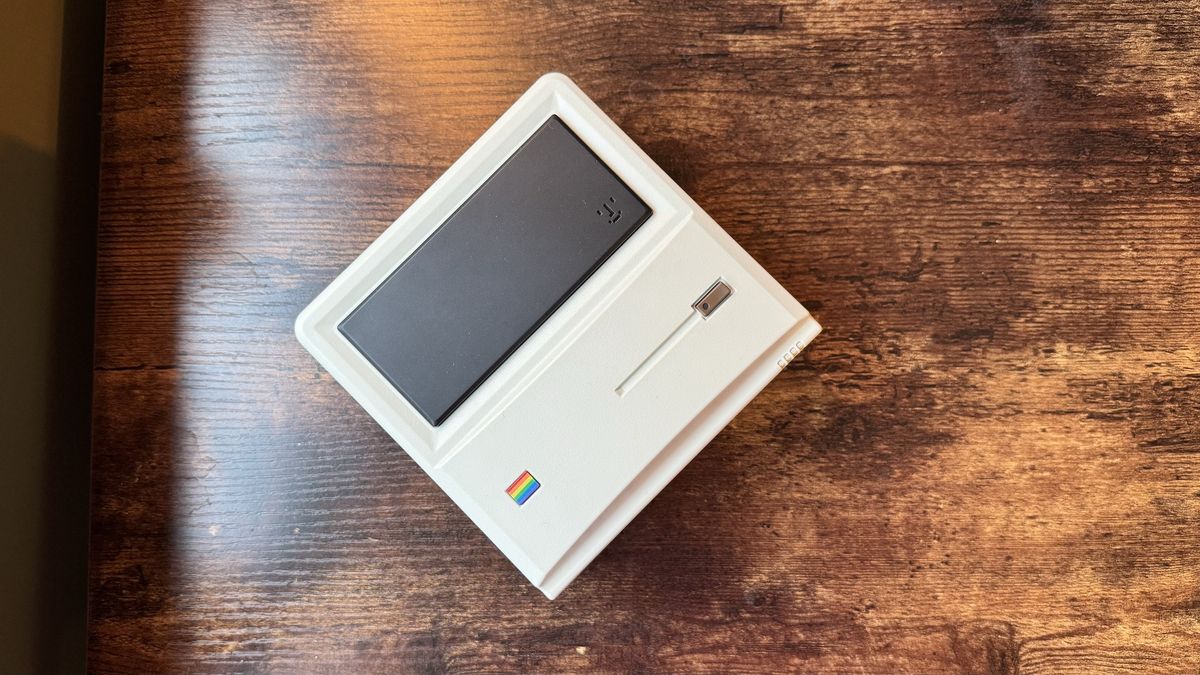 AyaNeo Retro Mini PC AM01 review: A solid PC in retro Macintosh ...