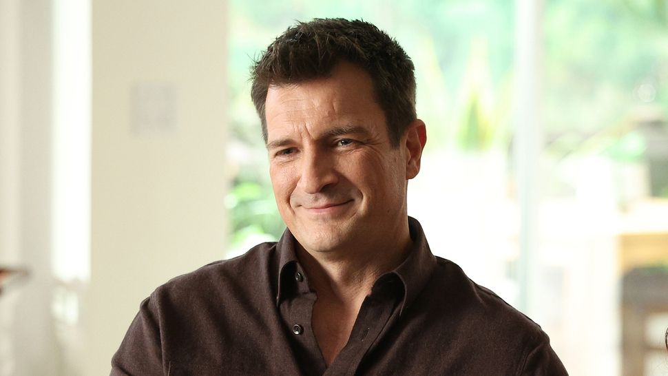 Nathan Fillion Becomes Green Lantern Guy Gardener In Epic Superman ...