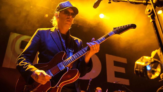 Ride's Andy Bell: my top 5 tips for guitarists | MusicRadar