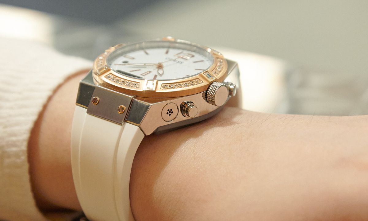 Guess Connect Smartwatch Review: Analog Meets Smarts, with Bling | Tom ...