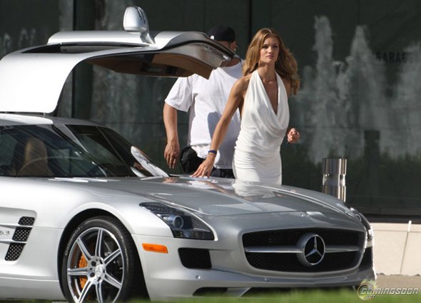 Check Out The New Transformers 3 Girl In These New Photos | Cinemablend