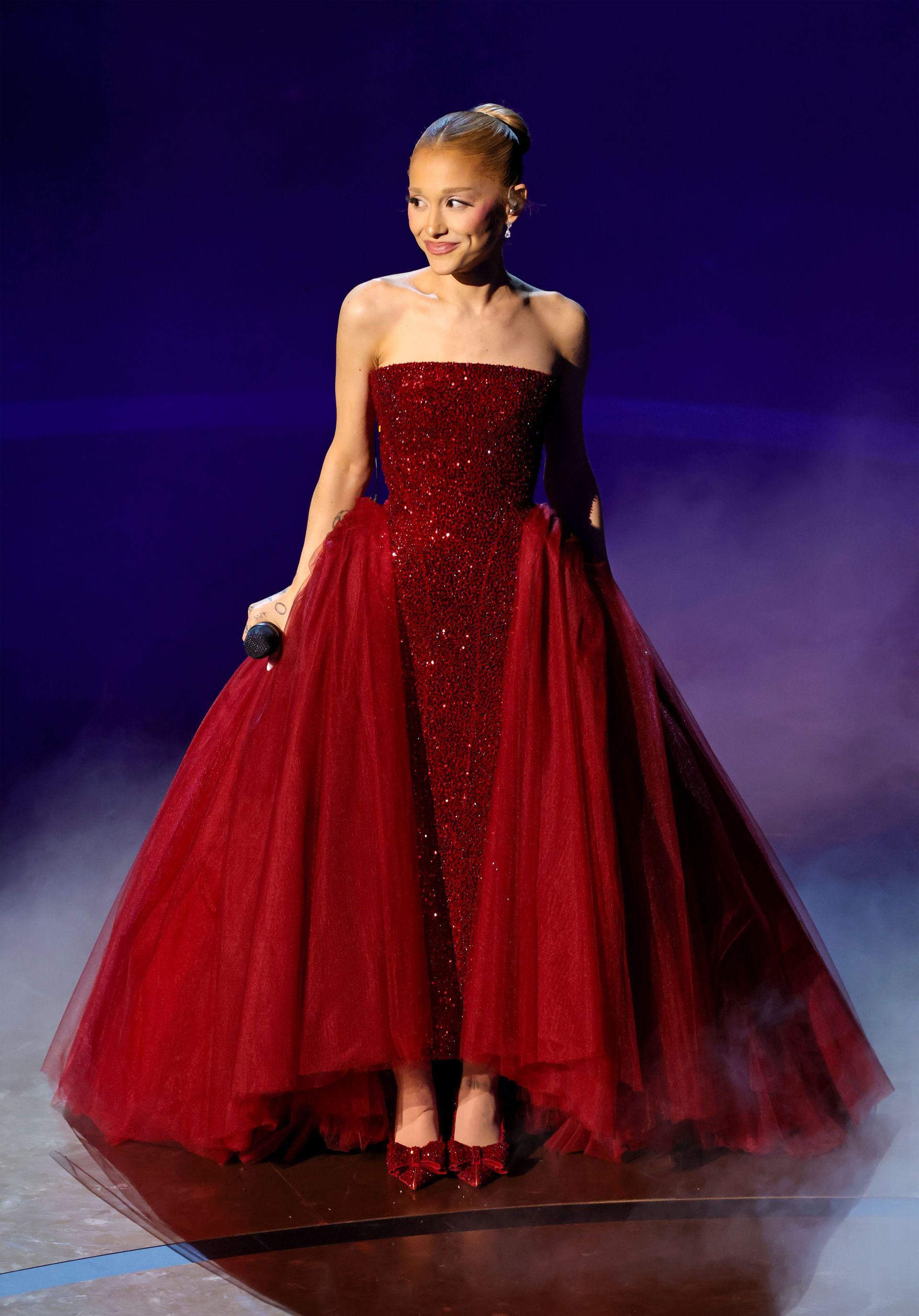 Oscars 2025: Ariana Grande and Cynthia Erivo Perform a 'Wicked' Medley ...