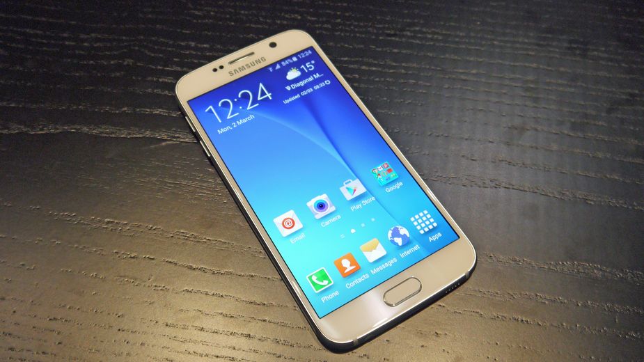 The real reasons your phone battery is rubbish - and how to solve them ...