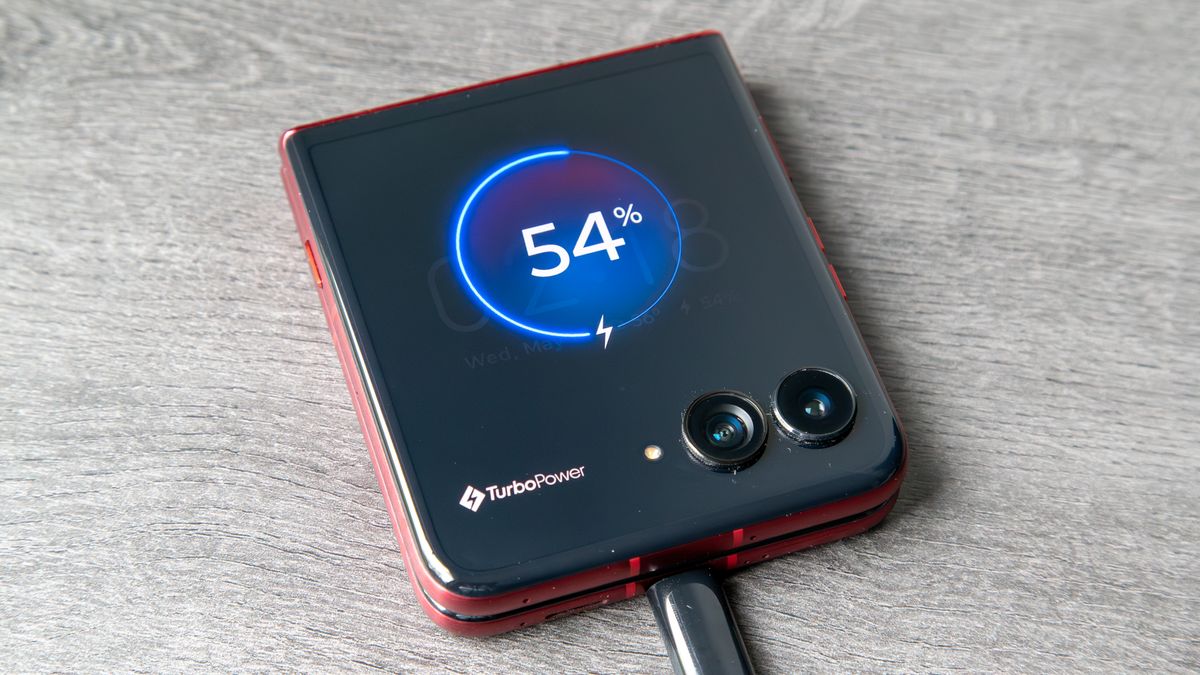 This is why it's important to charge your phone the right way ...