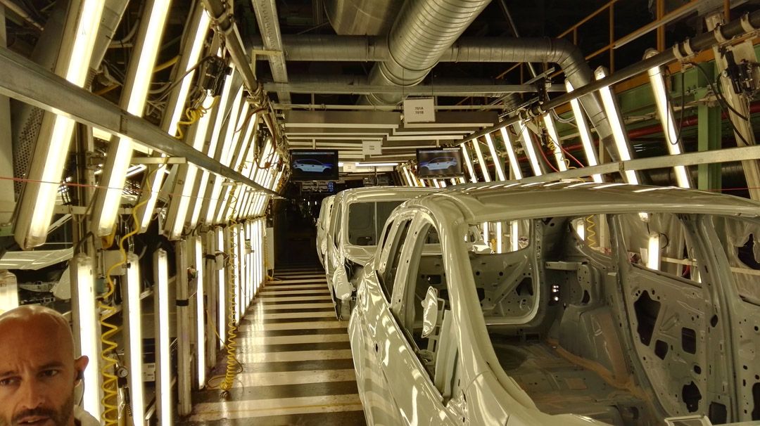 How Ford uses feather dusters to paint your car | T3