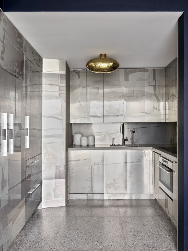 Kitchens Without Backsplashes — 15 Attractive Alternatives | Livingetc