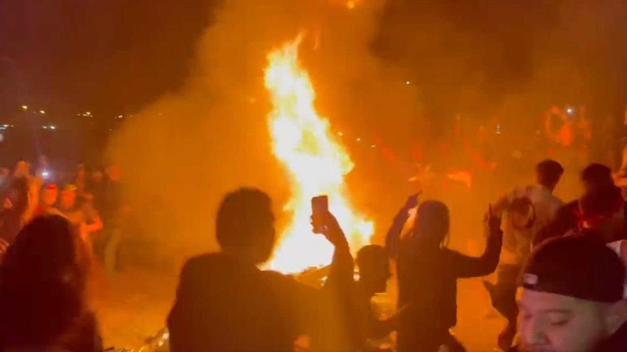 Phoenix fans the flames: Slipknot’s maggots create bonfire in mosh pit ...