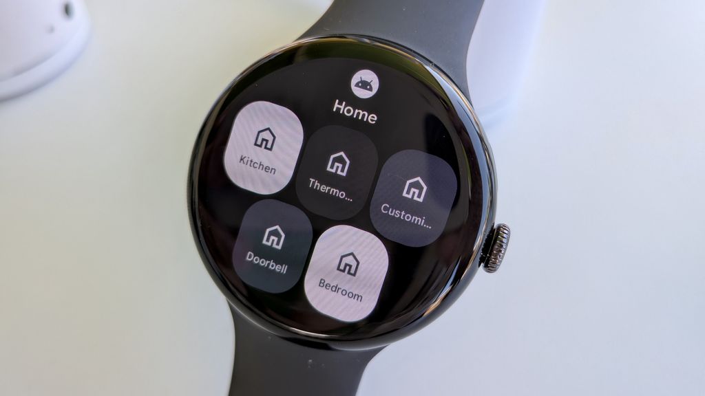 Wear OS 6: Material 3 Expressive, One UI 8 Watch, Gemini, & more ...