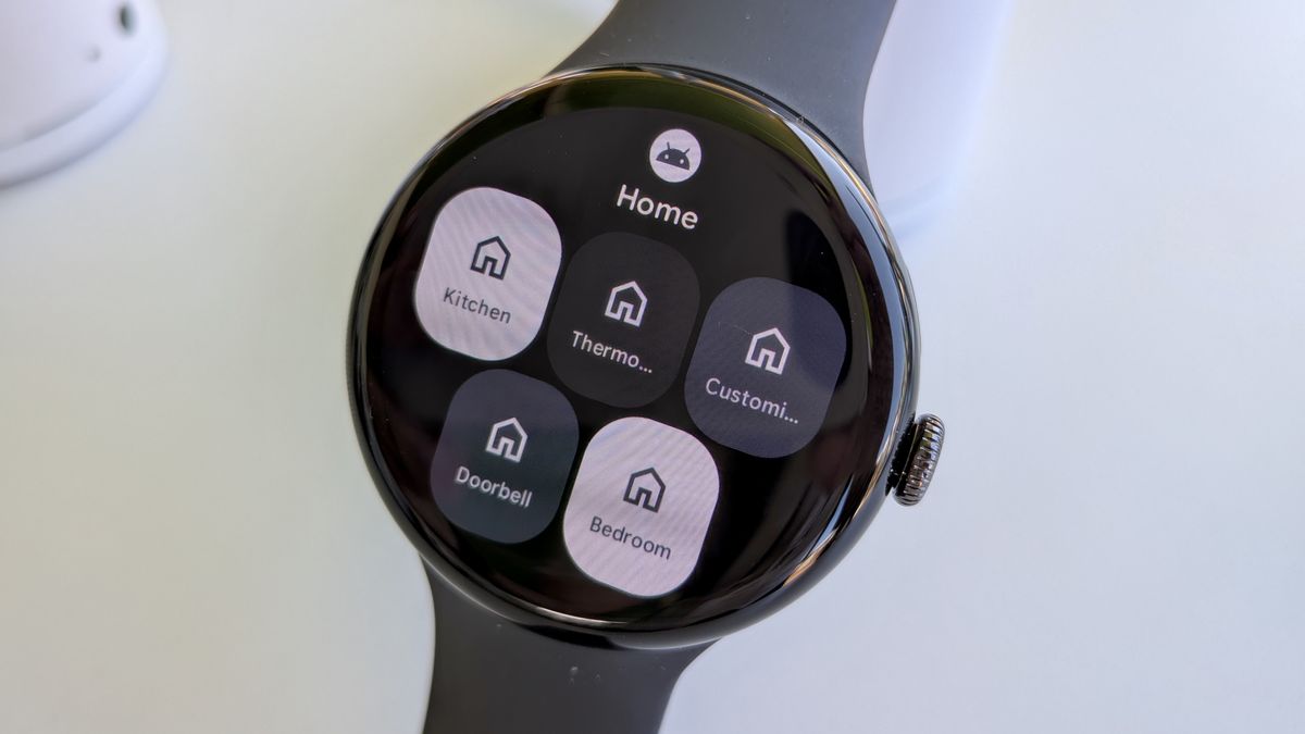 Wear OS 6: Material 3 Expressive, One UI 8 Watch, Gemini, & more ...