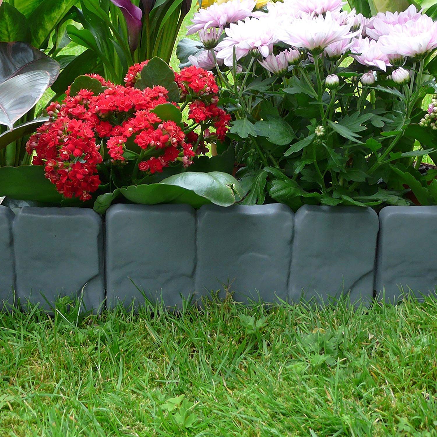 15 garden edging ideas to enhance your lawn and landscape | Real Homes