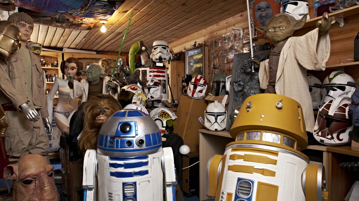 Star Wars: lightsabers to Streisand - 16 Star Wars tech facts you ...