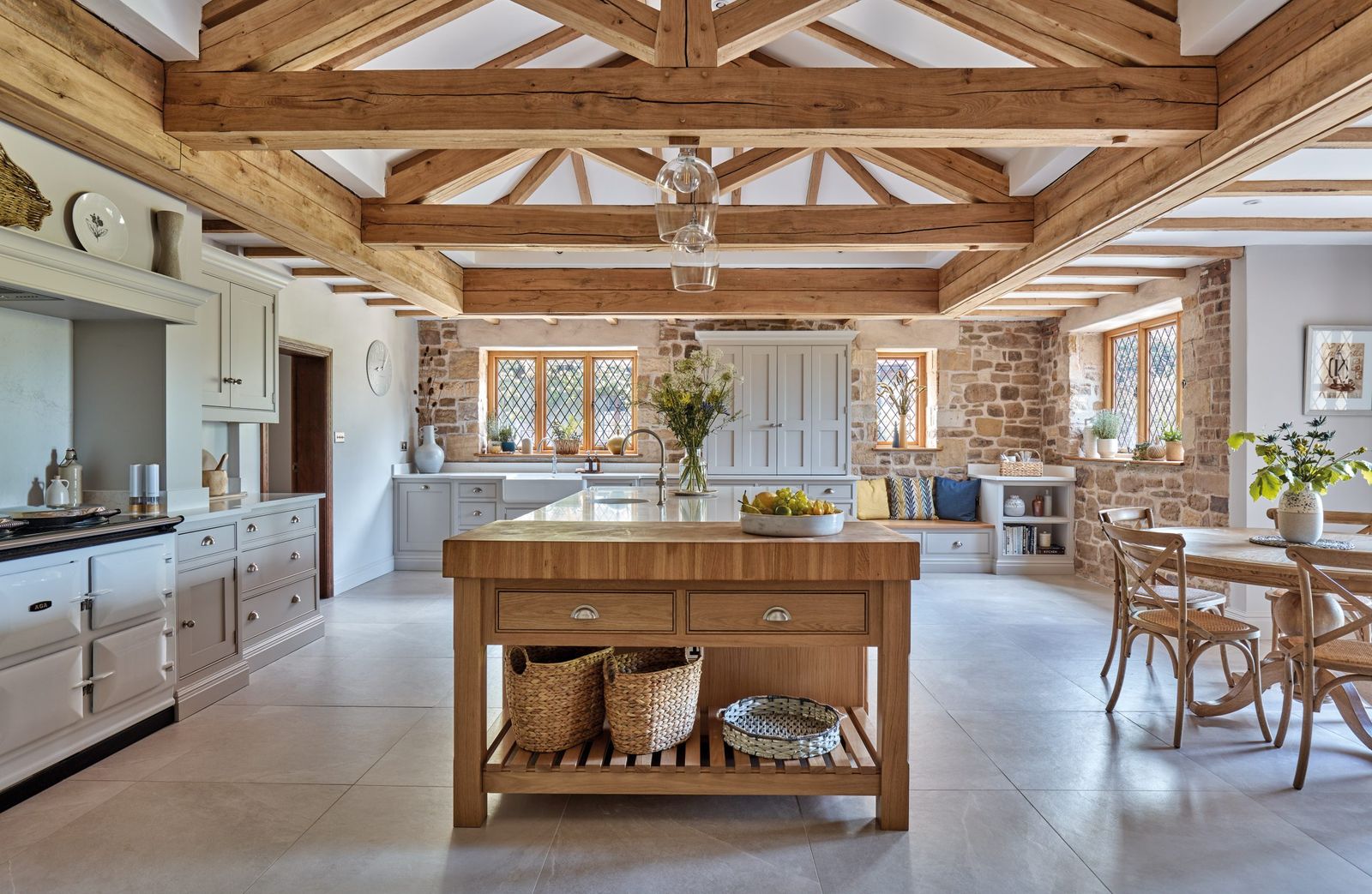 Yes, you can put a new kitchen in a Grade I-listed house — and this ...