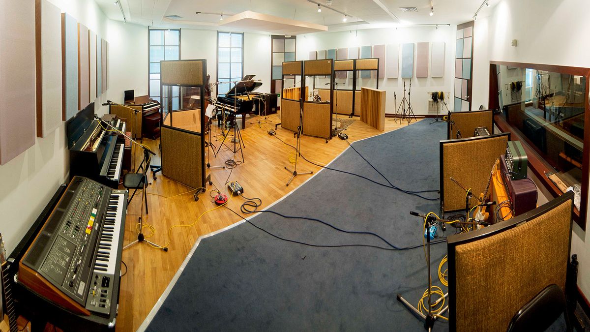 Want to record in a world-class studio for free? Fender’s new Player ...