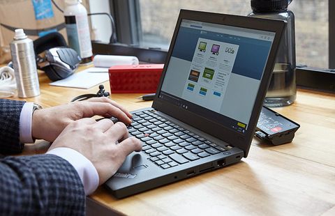 Lenovo ThinkPad X270 Review: Great Portability and Productivity ...