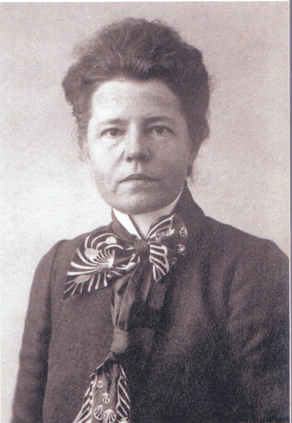 30 female photographers whose work deserves to be seen, studied, and ...