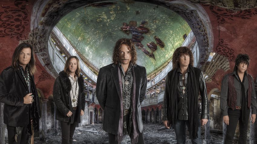 Heaven & Earth's Stuart Smith on Ritchie Blackmore, Richie Sambora and ...