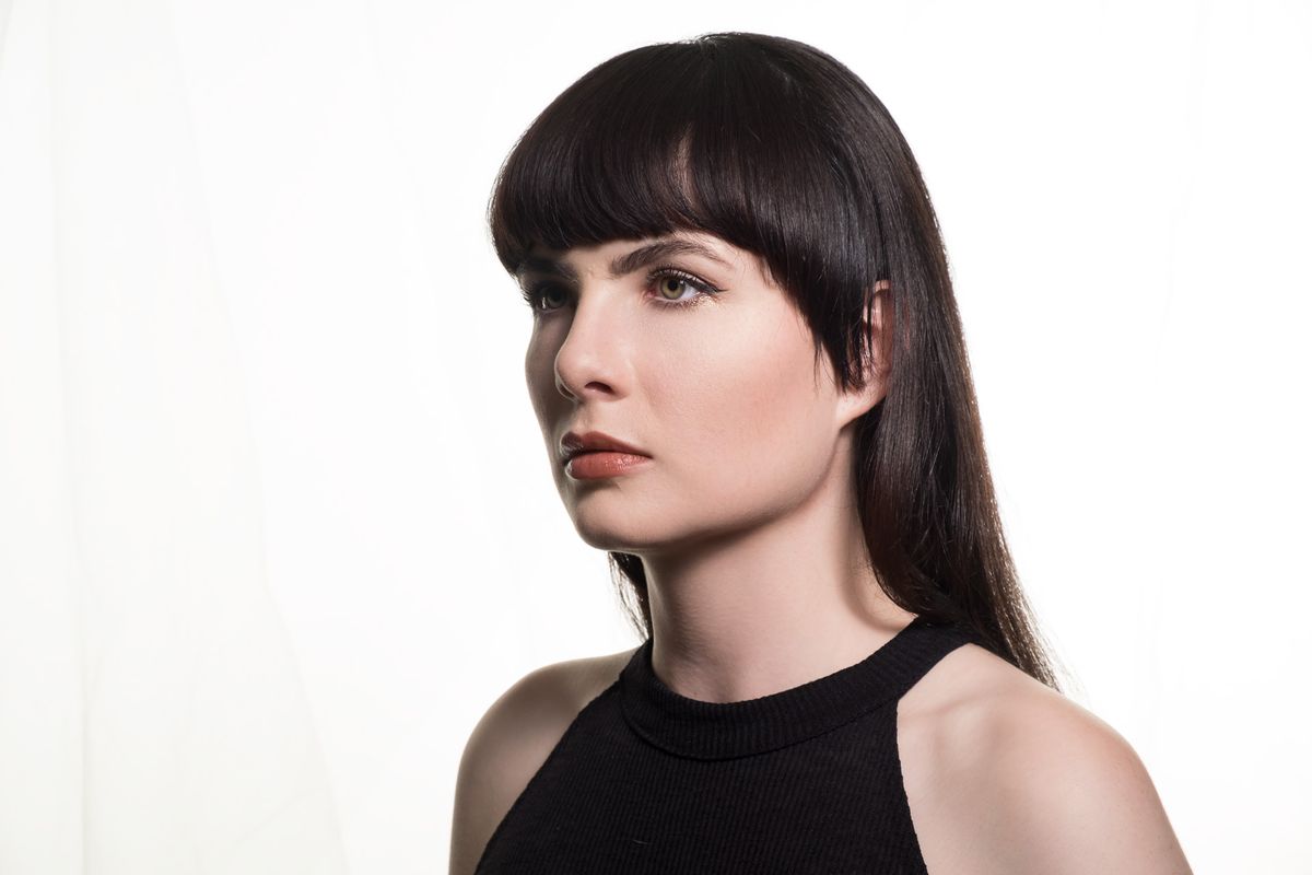 You can look like an expert portrait photographer using just one light ...