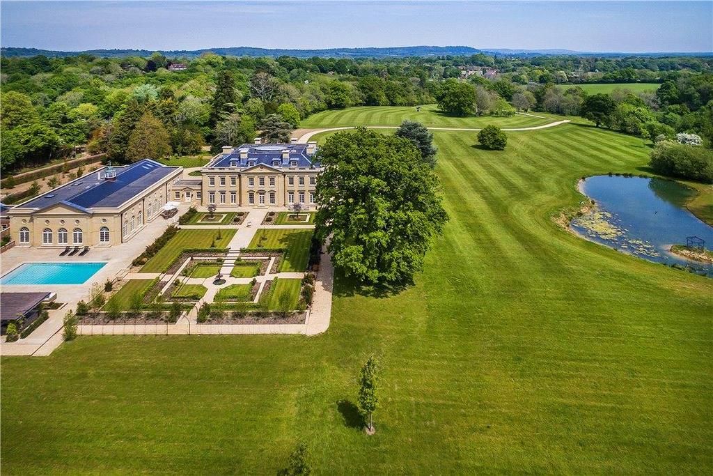 A selection of truly magnificent country houses and estates for those ...