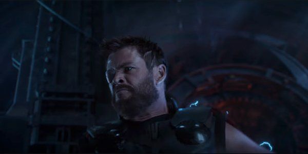 Looks Like Thor's Scar Is On The Wrong Side Of His Face In Infinity War ...