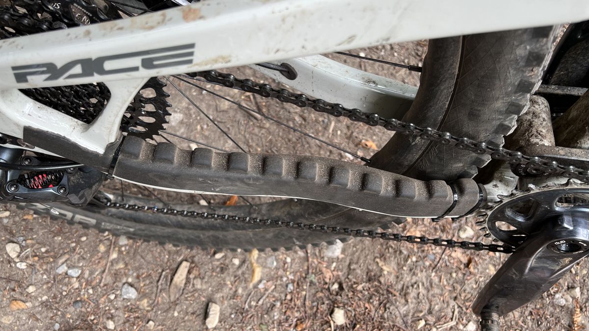 VHS 2.0 Slapper Tape review – aretro-themed chainslap solution | Bike ...