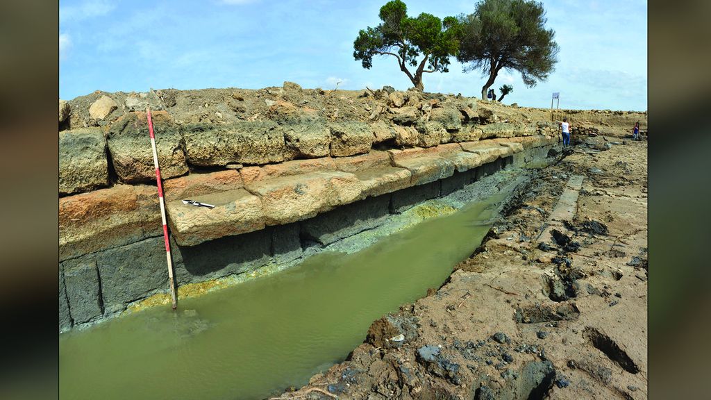 Ancient sacred pool lined with temples and altars discovered on ...