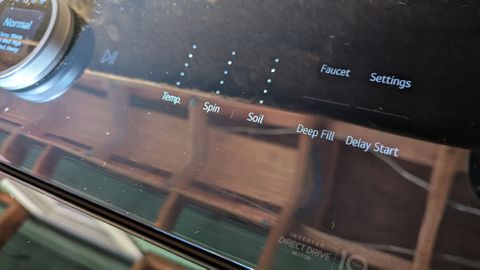 LG WT8600CB 5.5 Cu. Ft. Smart Top Load Washer review | Top Ten Reviews