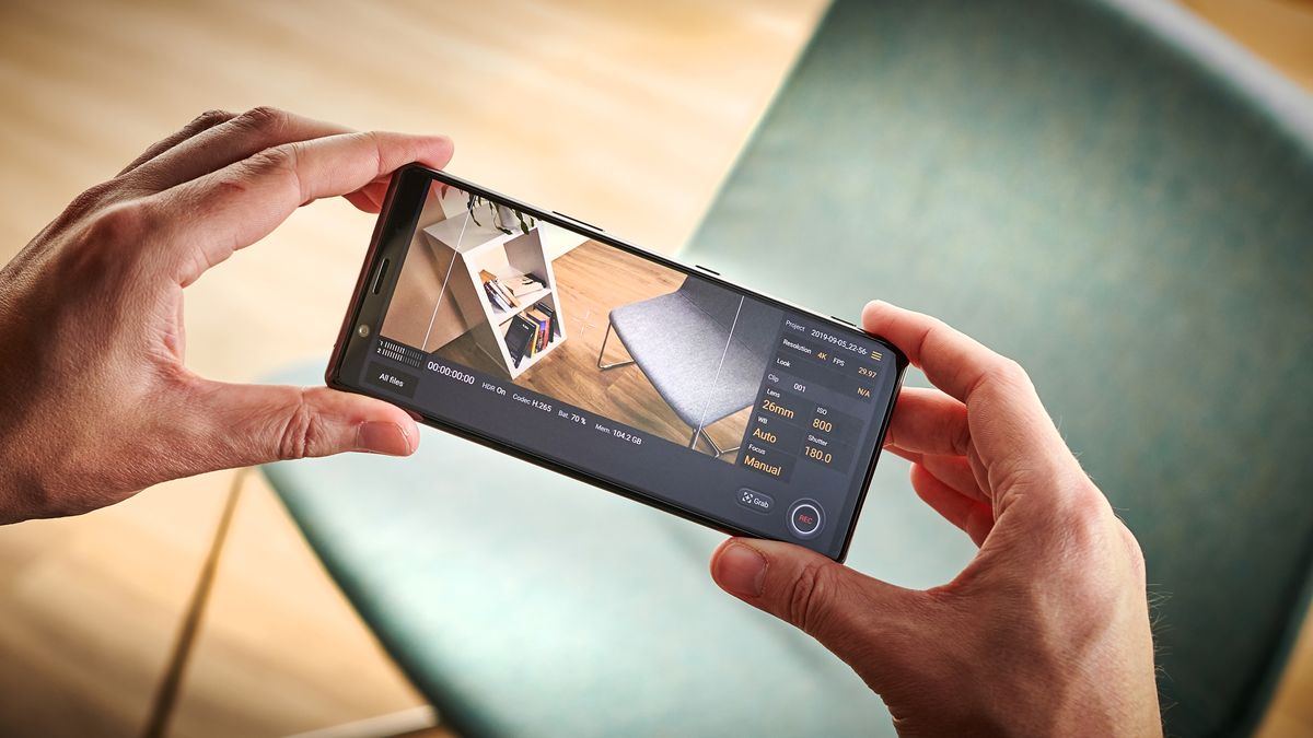 Battery life and camera - Sony Xperia 5 review - Page 2 | TechRadar