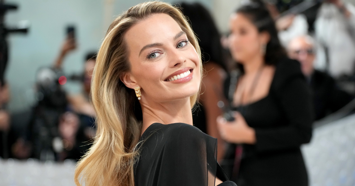 Margot Robbie's Unusual Titanic Ritual While Filming Movies | Marie ...
