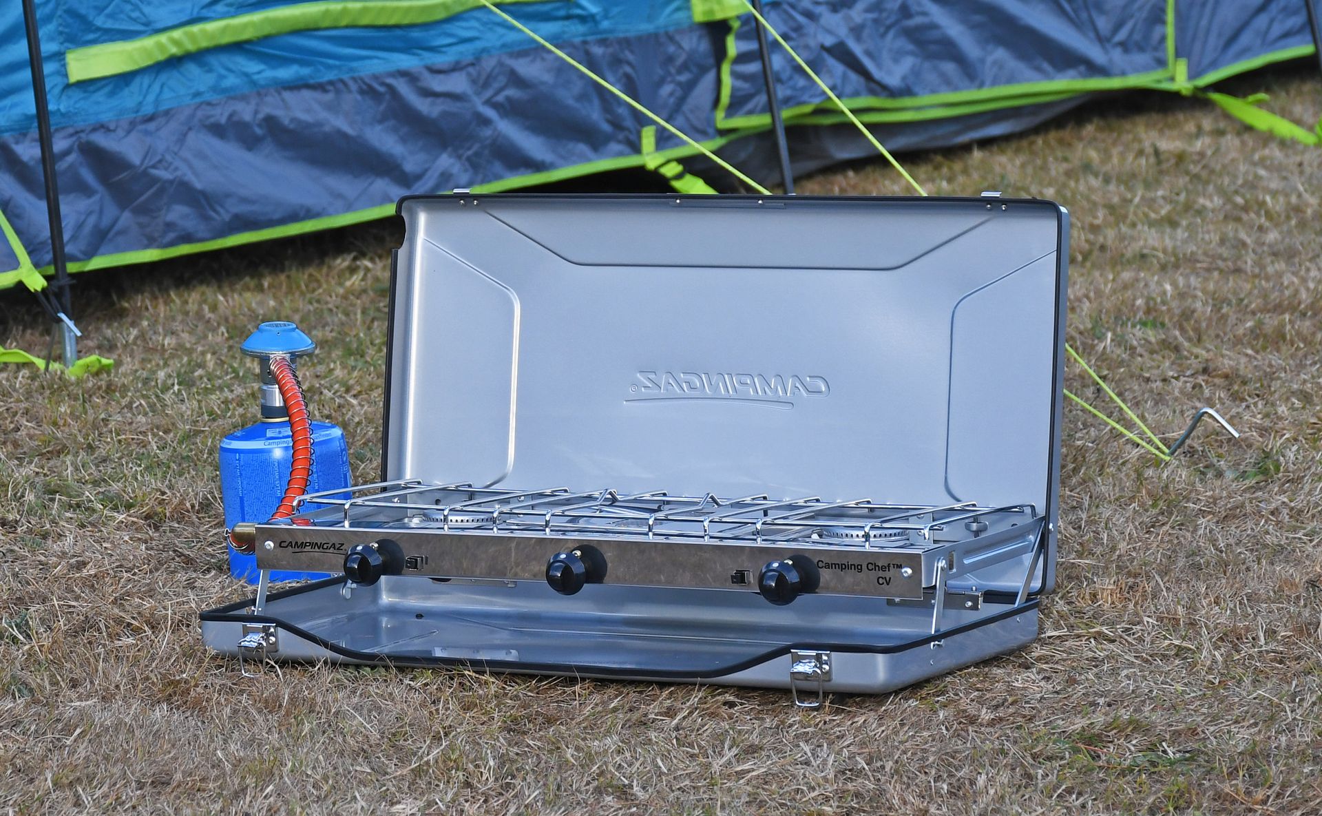 Campingaz Camping Chef CV: a twin-burner hob plus grill for alfresco ...