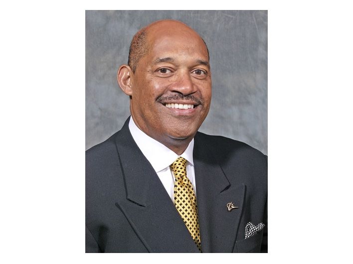 Former Boeing CFO James Bell becomes newest member of Apple's Board of ...