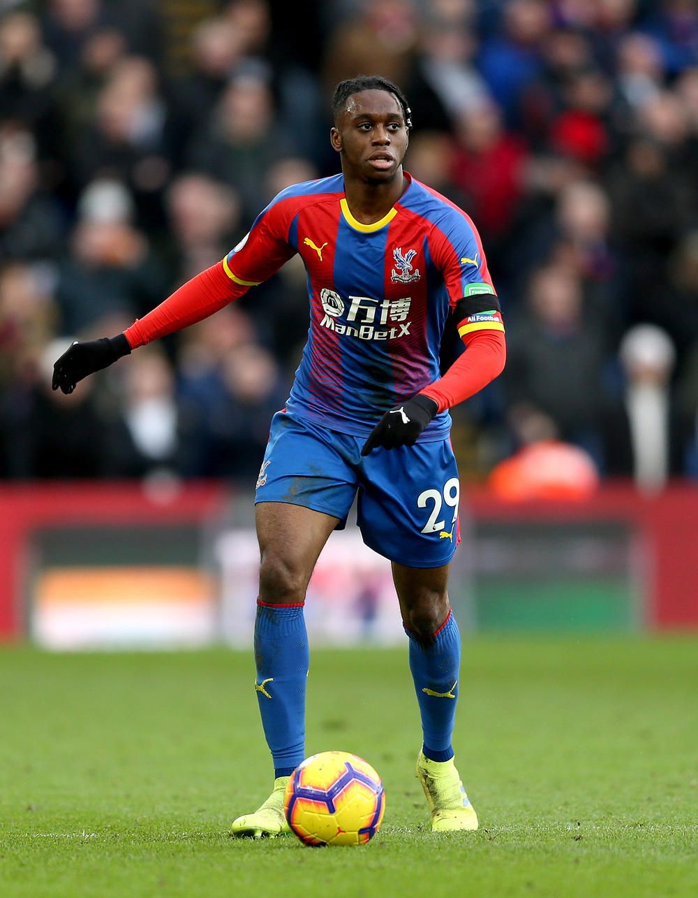 Aaron Wan-Bissaka completes Manchester United move | FourFourTwo