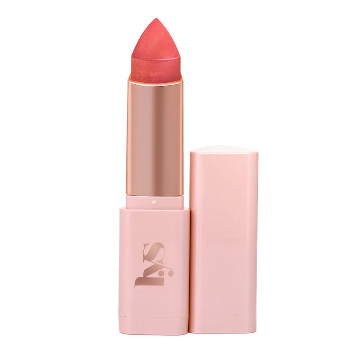 Tisha Thompson Is Blazing a Trail to True Beauty Inclusivity | Who What ...