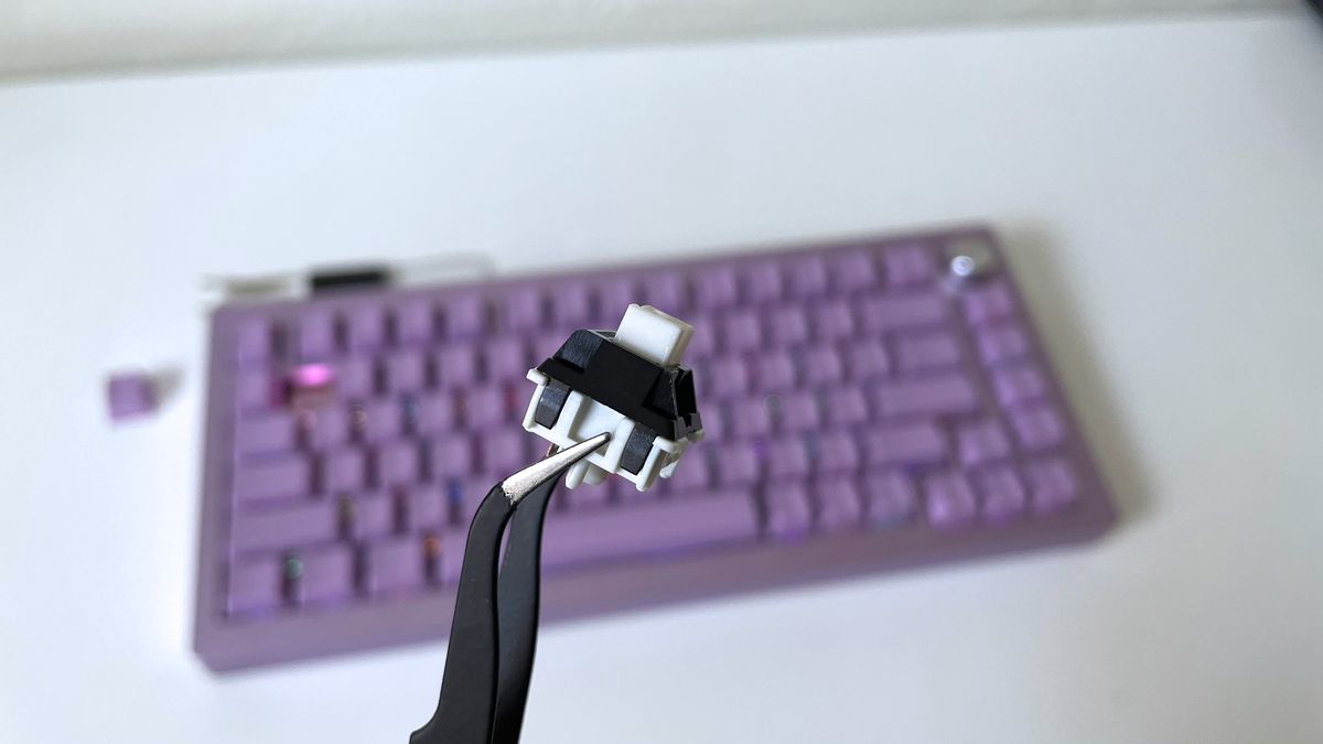 Epomaker Tide 75 mechanical keyboard review: A polished minimalistic ...